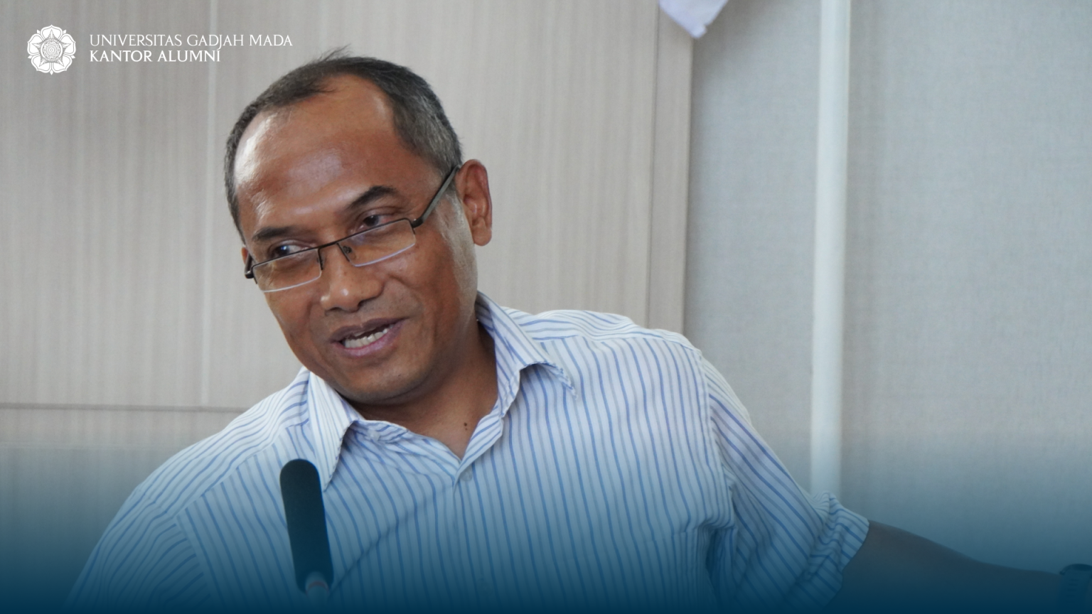 KAGAMA Lari Untuk Berbagi Serahkan Beasiswa Senilai 196 Juta Rupiah dari UGM Ultra 75K Charity ...